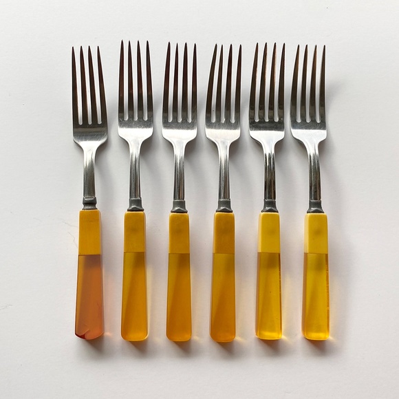 Bakelite Lucite | Dining | Vintage Gold Bakelite And Lucite 35piece ...